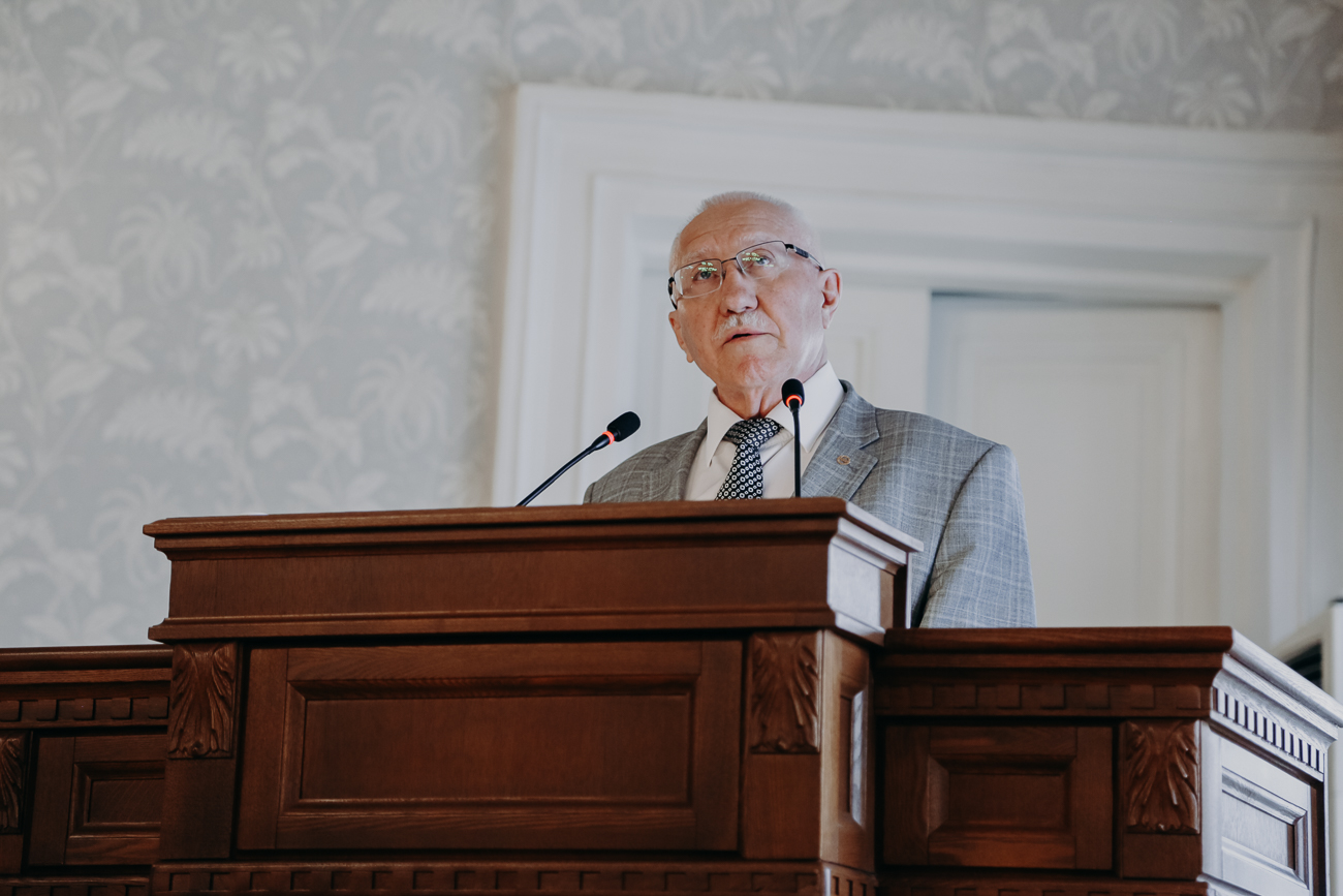 В КФУ юристы размышляют, как «поженить» право и бизнес | Общество ...