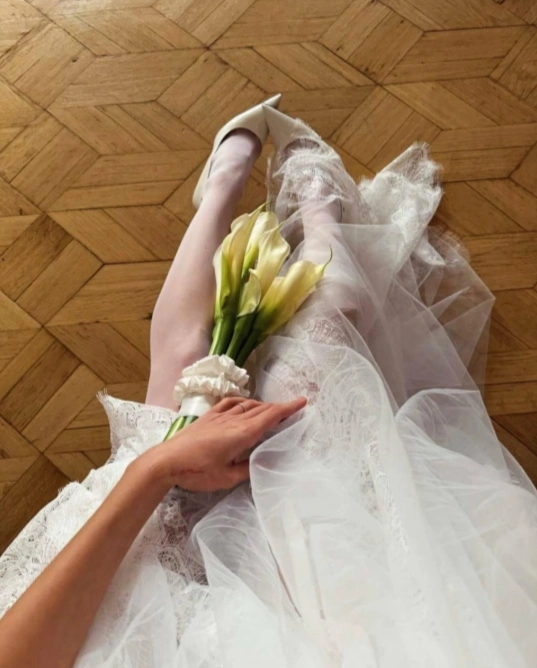 Гузеева стала бабушкой и закатила скандал в аэропорту, а Самойлова съехала от Джигана ...