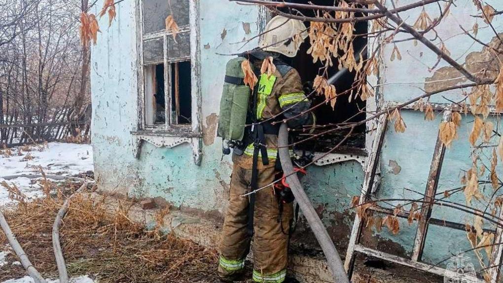 В Омской области произошёл пожар в частном доме — погиб один человек | Происшествия | Селдон Новости