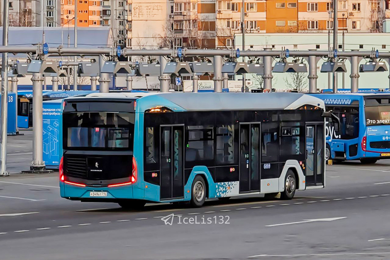 В Митино обкатывают новые московские электробусы КамАЗ-52222 ...