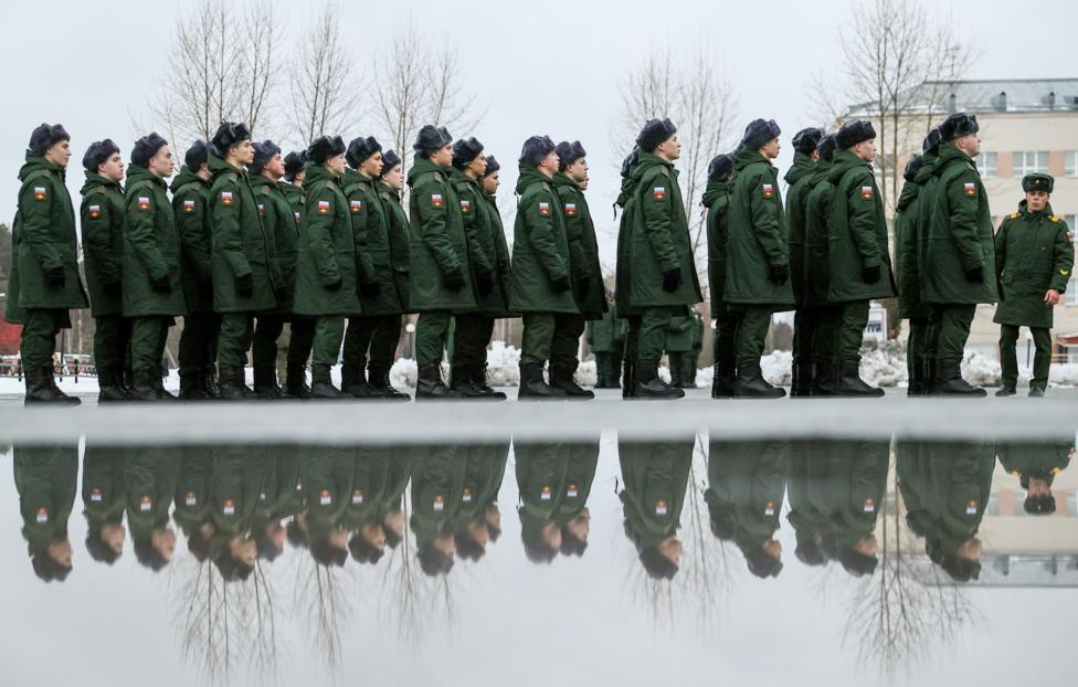 В Госдуме заявили что повышение призывного возраста в РФ может занять
