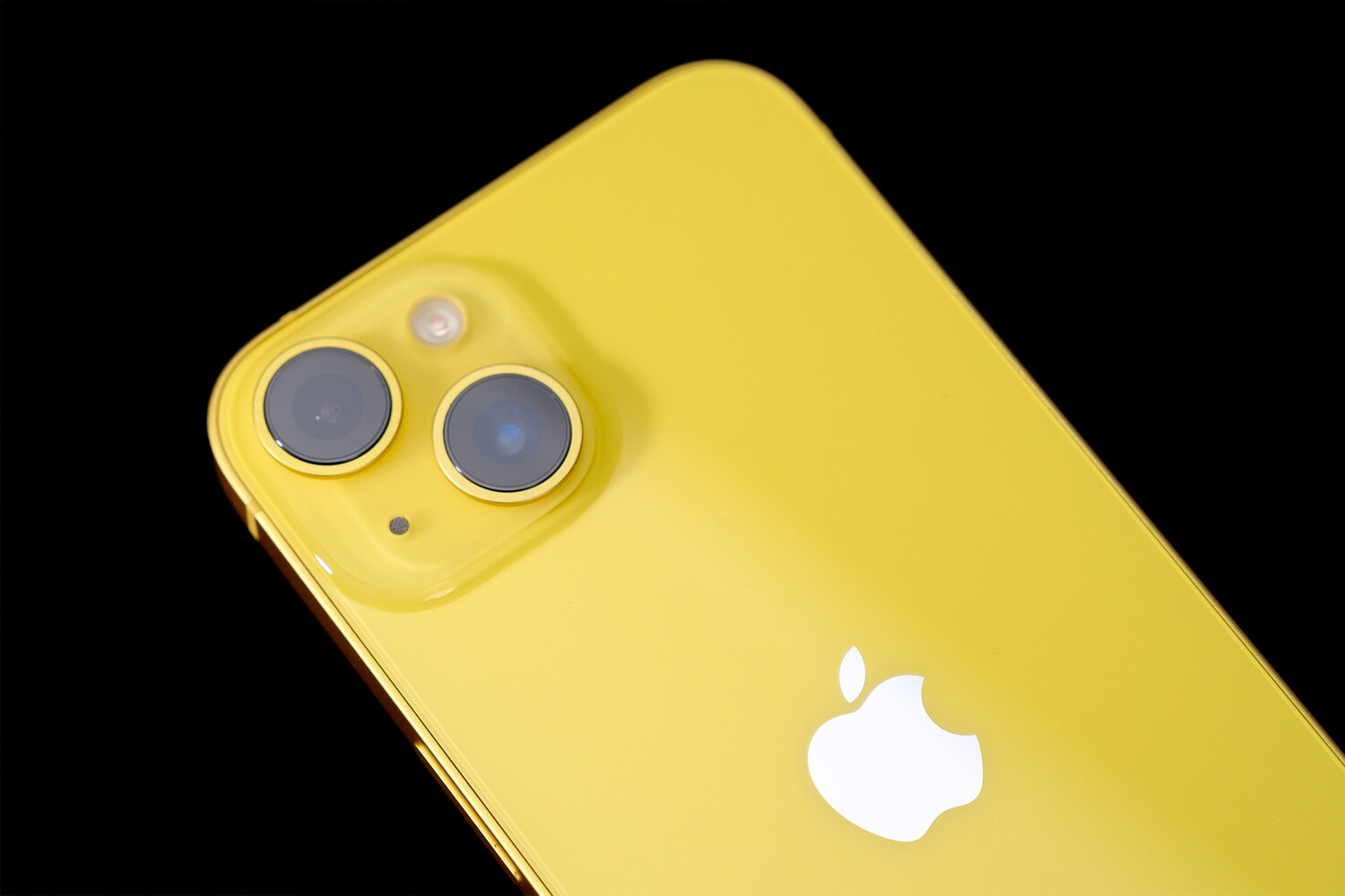 Hi-Tech Mail.ru: iPhone 14 начали продавать в России на 25% дешевле | Hi-Tech | Селдон Новости