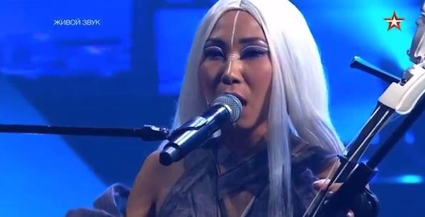 «Вы какая-то инопланетная»: Бурятская певица покорила жюри шоу «Звезда» | Culture | Seldon News