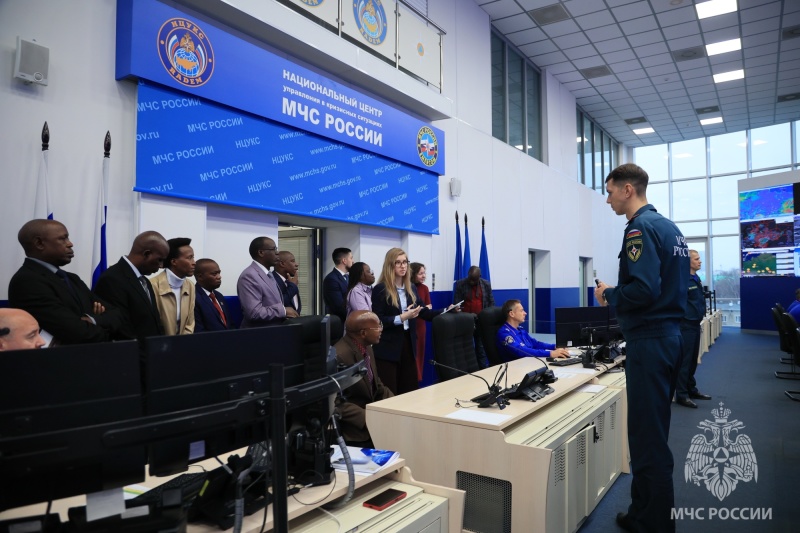 В МЧС России обсудили сотрудничество с Республикой Бурунди | Политика ...